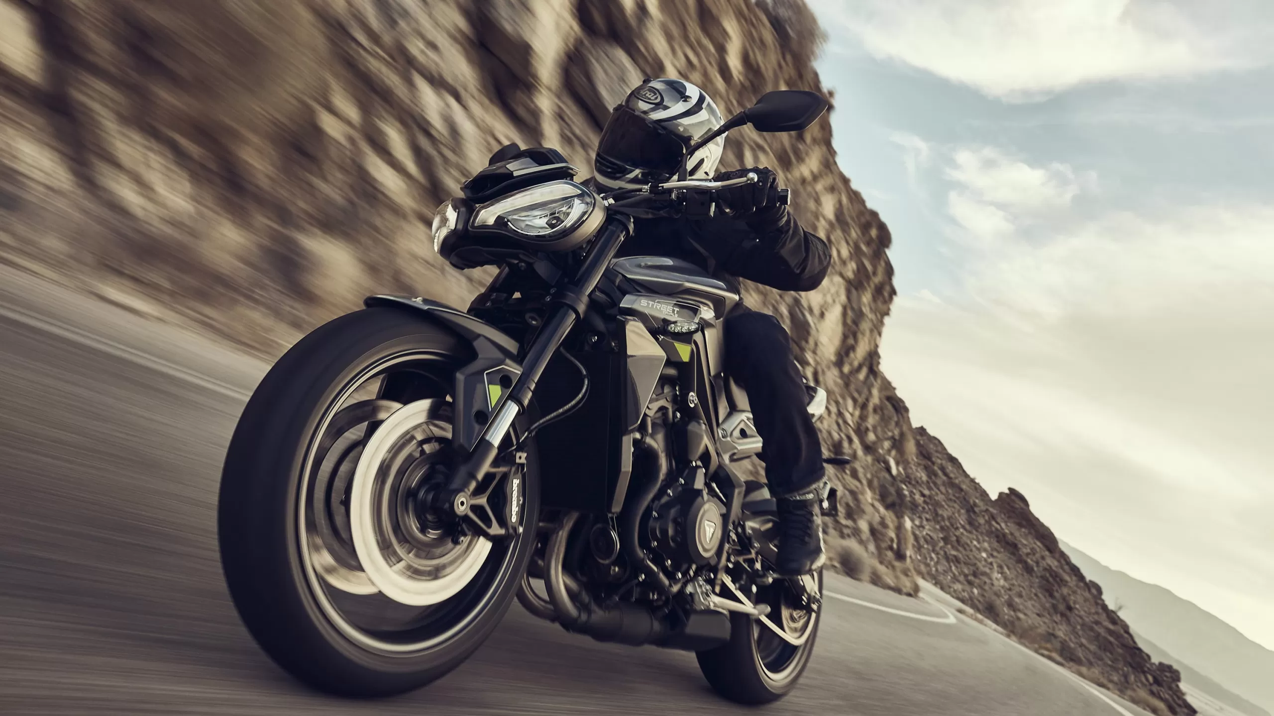 Triumph Motorcycle Offers | Blade Triumph