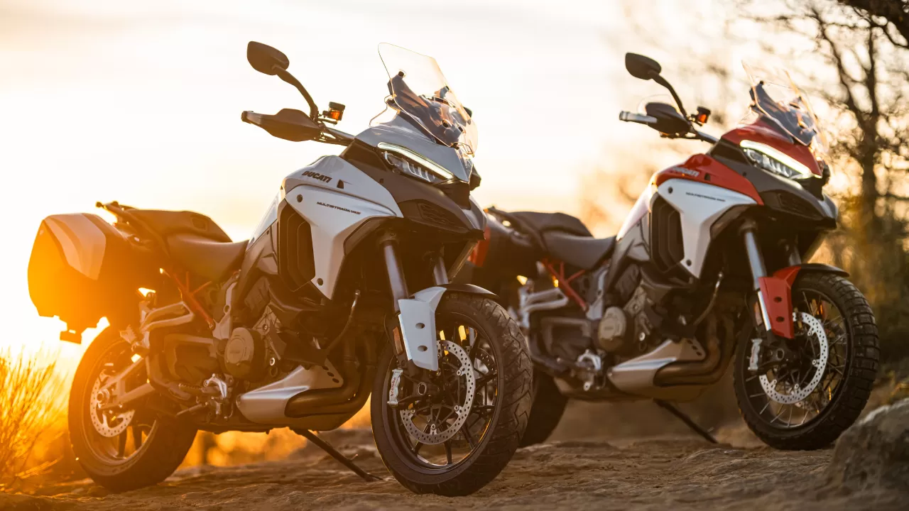 Motorcycle and Scooter Offers - Blade Motorcycles