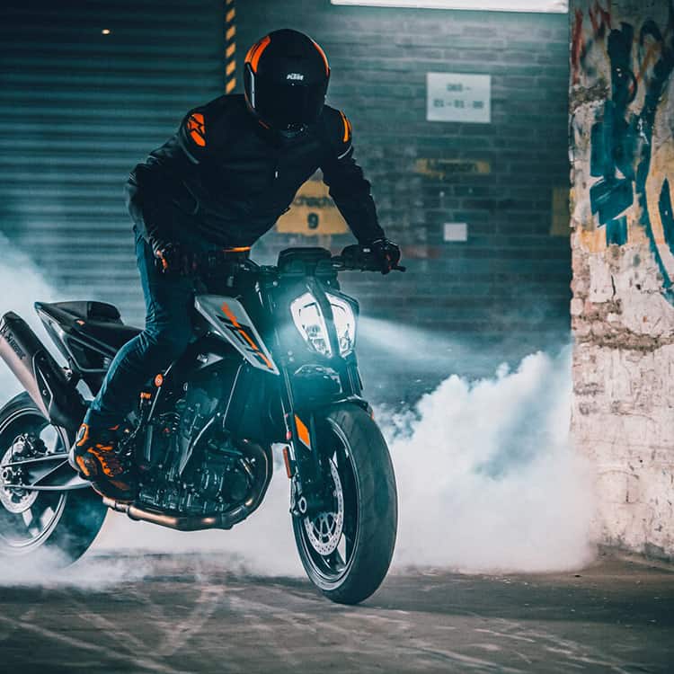 Motorcycle Dealer UK - New & Used Bikes For Sale | Blade Motorcycles